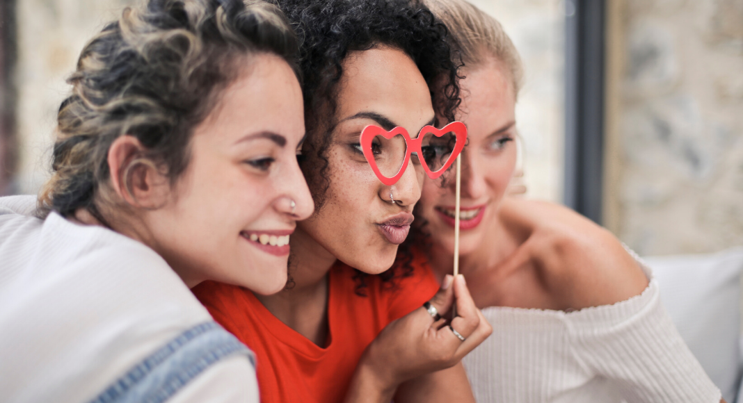 Pyrex and Snail Mail - Loving Your Mom Friends