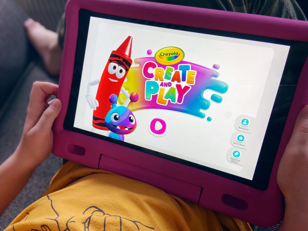 Explore Creative Confidence with Crayola Create & Play